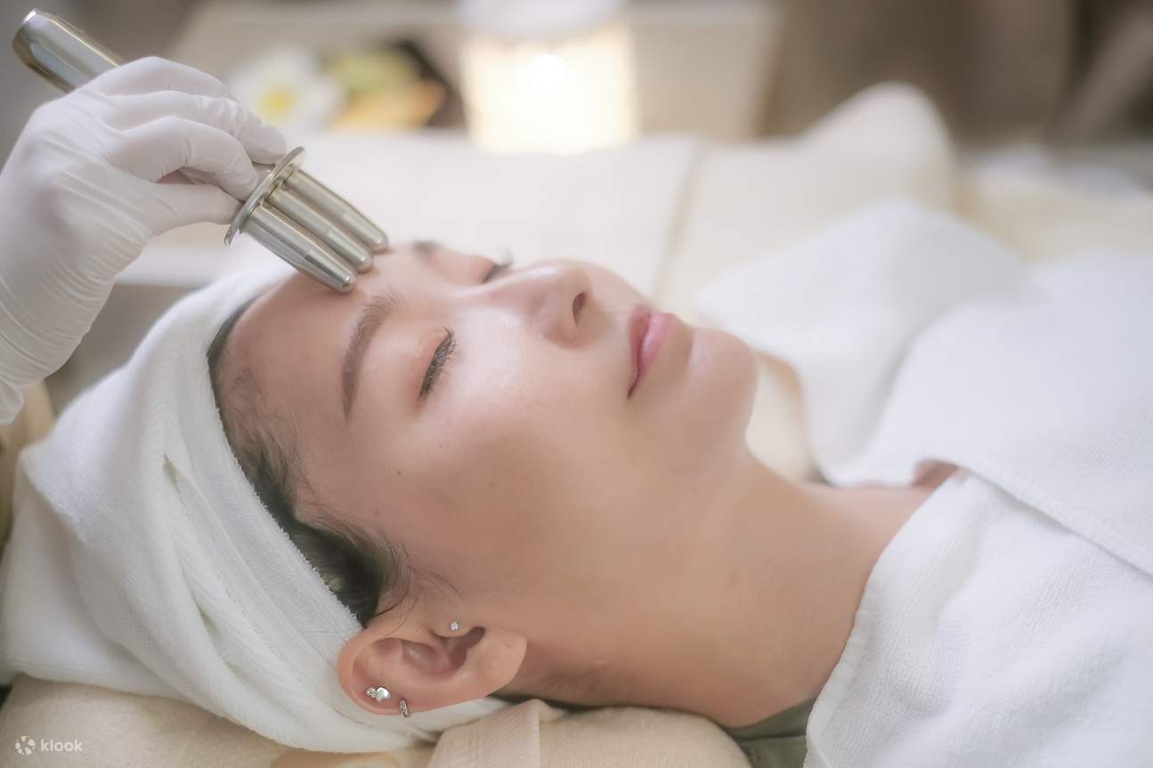 Let Spa Facial And Massage Experience Facial Treatment Body Massage Spa Wai Chai Klook